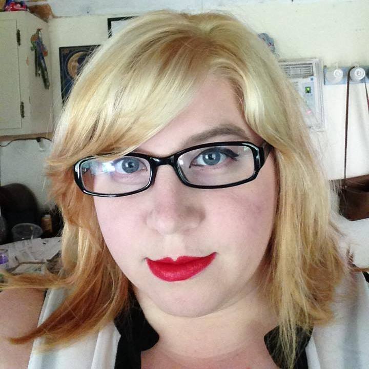 Elizabeth Raven's Instagram, Twitter & Facebook on IDCrawl